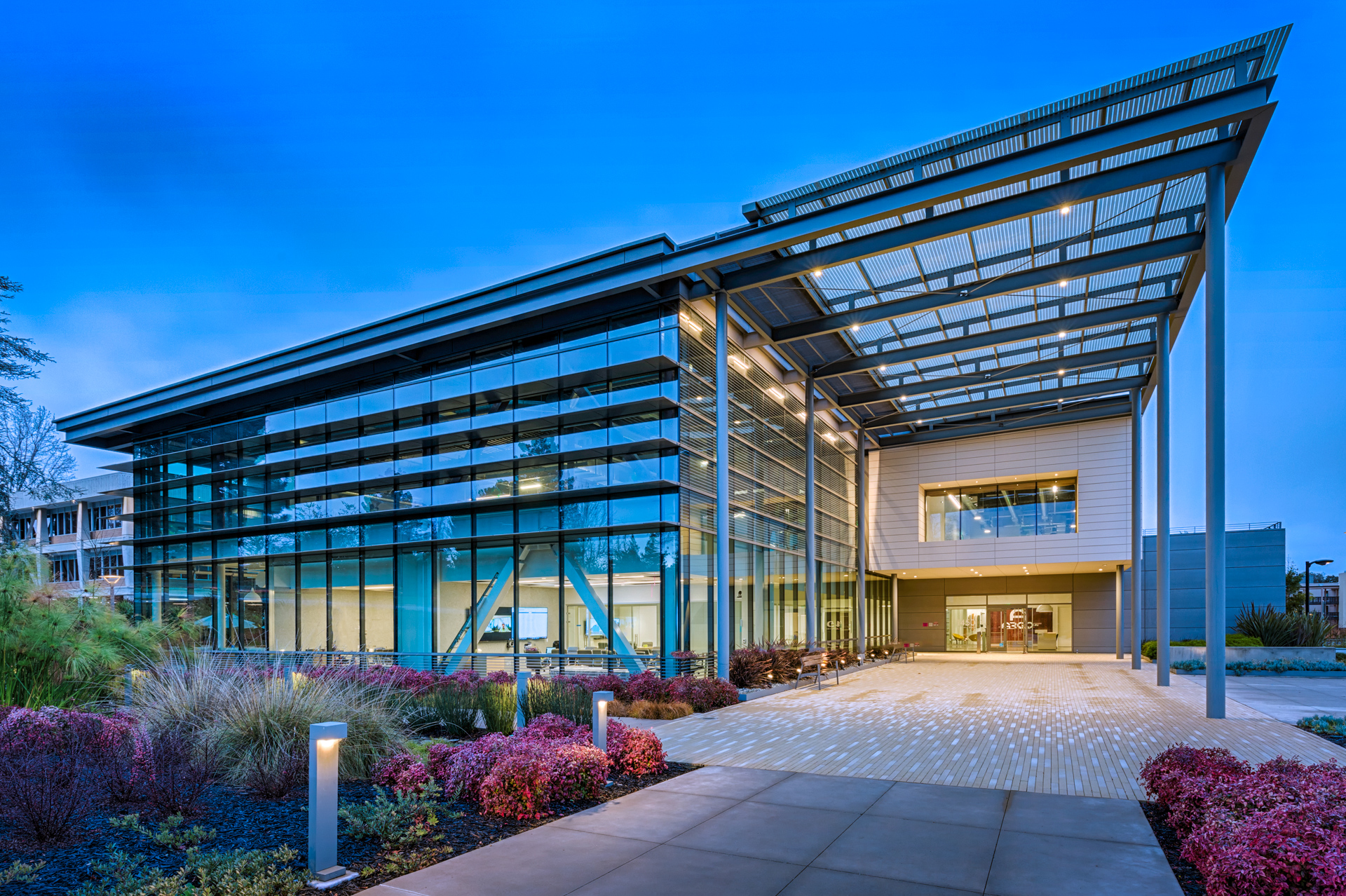 uc-merced-building-2b – American Glass